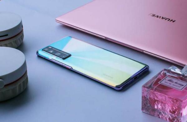 关于你的20岁 华为nova7系列为你清晰聚焦_TOM生活