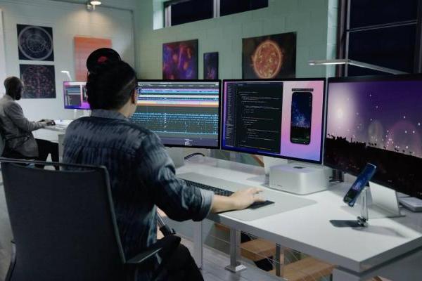 造梦引擎 苹果发布Mac Studio 配M1 Ultra芯片_TOM科技