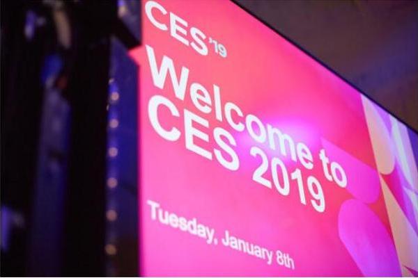 直击CES 2019现场体验 联想拯救者路由器Air耳机揭秘SIOT“黑科技”_TOM资讯