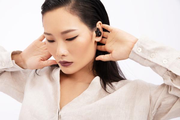 开创耳机新品类，百灵声学发布全球首款KULARK语音互联耳机_TOM资讯