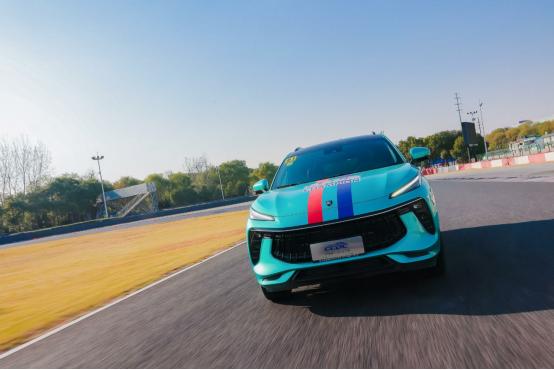 CCPC“五冠王” 风行T5 EVO荣耀登顶实至名归_TOM资讯