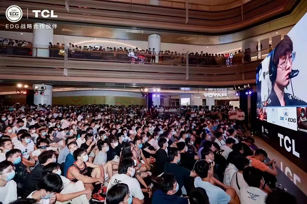 夺冠实力派 我们是冠军！TCL卧室新风空调与EDG携手不破不立_TOM资讯