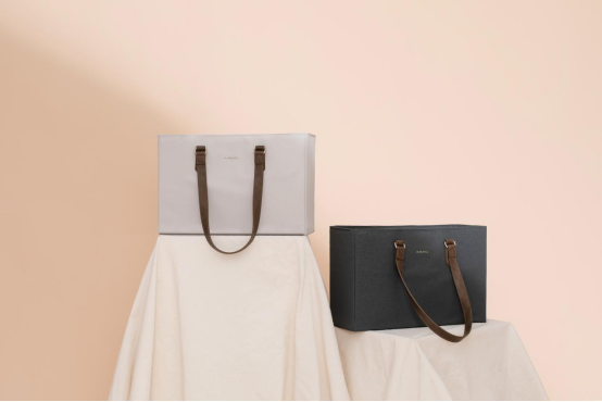 春天亲子踏青，你需要的超美实用“Harmas妈咪包”来啦!_TOM资讯