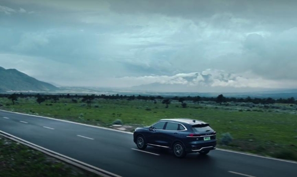 奶爸车型界的“卷王”，拿铁DHT-PHEV 8大关爱呵护儿童成长_TOM资讯