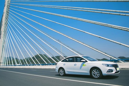 共享出行迎来新机遇，EVCARD谋新领航_TOM旅游