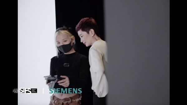 西门子家电 x 2023春夏上海时装周SIFS打造「体面的背面」时装秀_TOM资讯