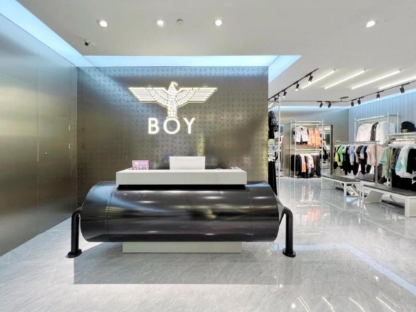 BOY LONDON创新设计、门店升级，频频动作展现“潮力量”扩大品牌影响力_TOM资讯