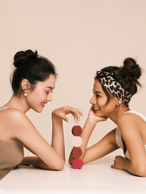 解绑无限，自在多变，新锐品牌TAASHEE她叙正式面世_TOM时尚