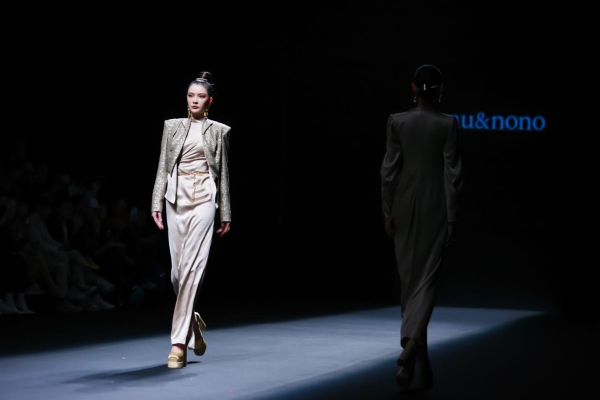 nunu&nono亮相中国国际时装周：一场科幻复古主义大秀带你穿越过去走向未来！_TOM时尚