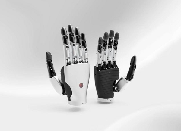 新系列走向宇宙？钛虎机器人新品首发！_TOM资讯