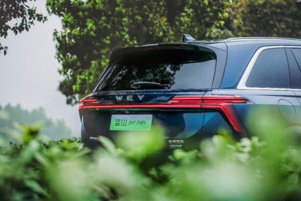 蓝山DHT-PHEV背靠魏牌强大的绿色低碳制造体系，坐实低碳领跑者车型之名 _TOM资讯