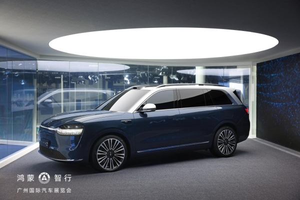 打造豪华与智能的完美融合，问界M9引领科技新潮流 _TOM资讯