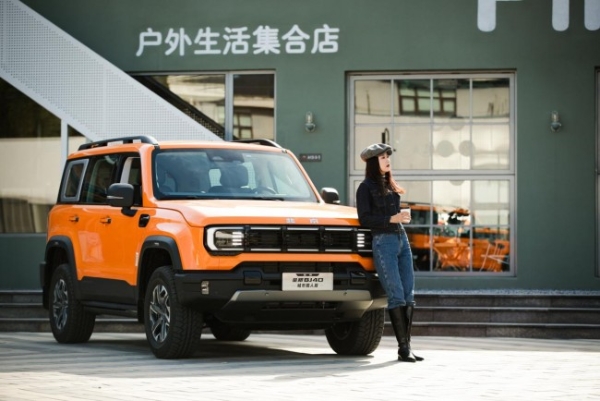 将于11月17日正式上市！全新BJ40城市猎人版告诉你什么叫天生姓敢_TOM资讯