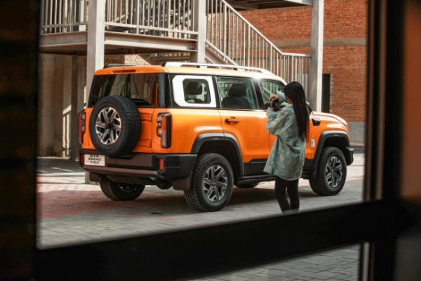 将于11月17日正式上市！全新BJ40城市猎人版告诉你什么叫天生姓敢_TOM资讯