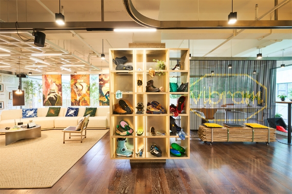 中国首个Vibram Connection Lab登陆上海 连接无限可能，共塑多维路径_TOM时尚