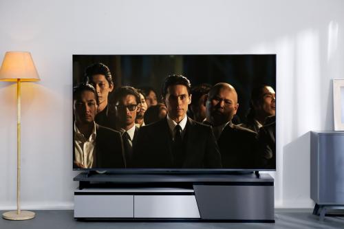 MiniLED电视爆火，海信E7N成国补首选，AI画质才是真“王炸”_TOM资讯