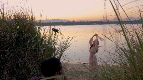 性能与便携的布光超优解！金贝HD250MAX外拍灯真实使用体验 _TOM资讯