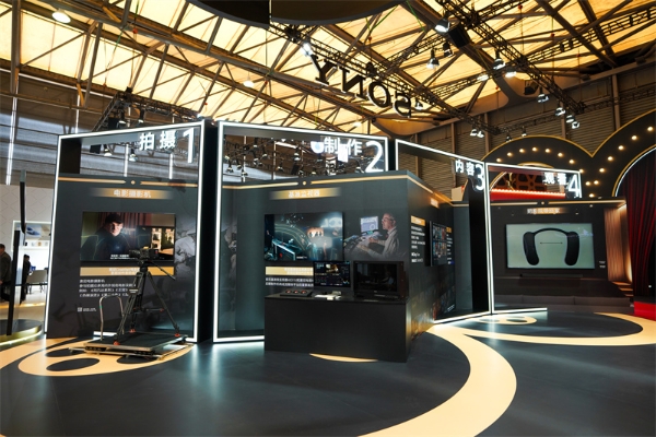 索尼电视9系荣获AWE2025艾普兰金奖，引领显示技术新高度_TOM资讯